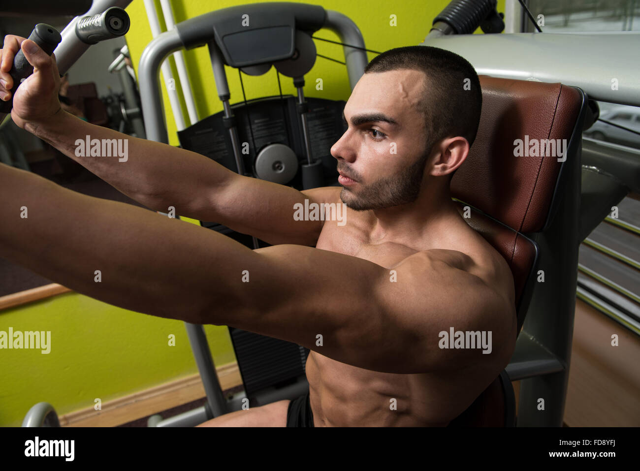 Man gym machine butterfly hi-res stock photography and images - Alamy