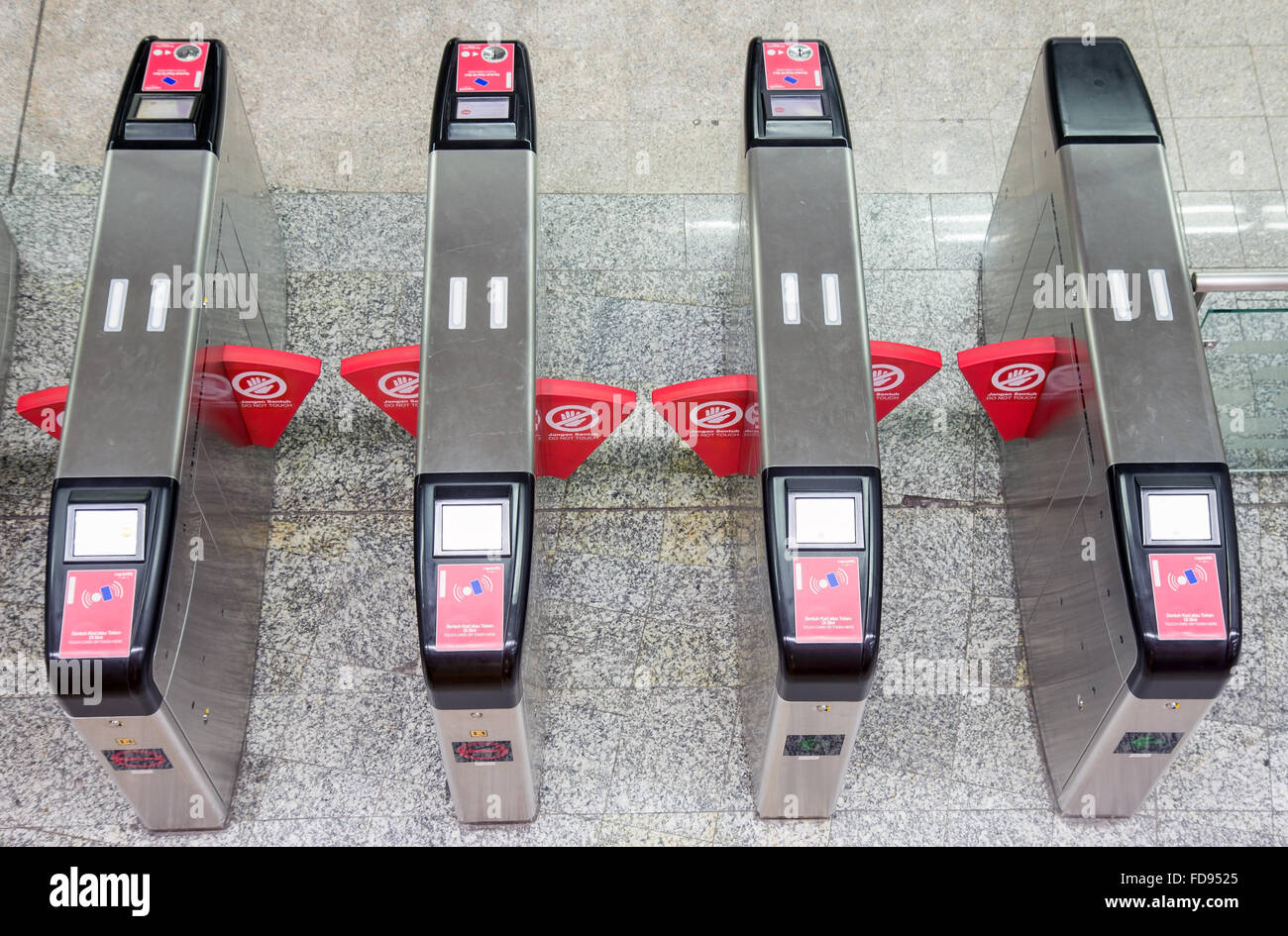 Train turnstile hi-res stock photography and images - Alamy