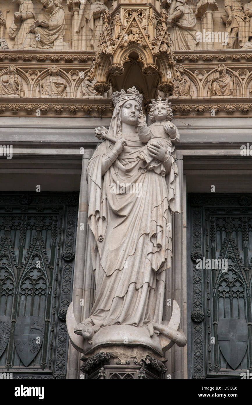 Virgin Mary Statues, Cathedral, Cologne; Germany Stock Photo - Alamy