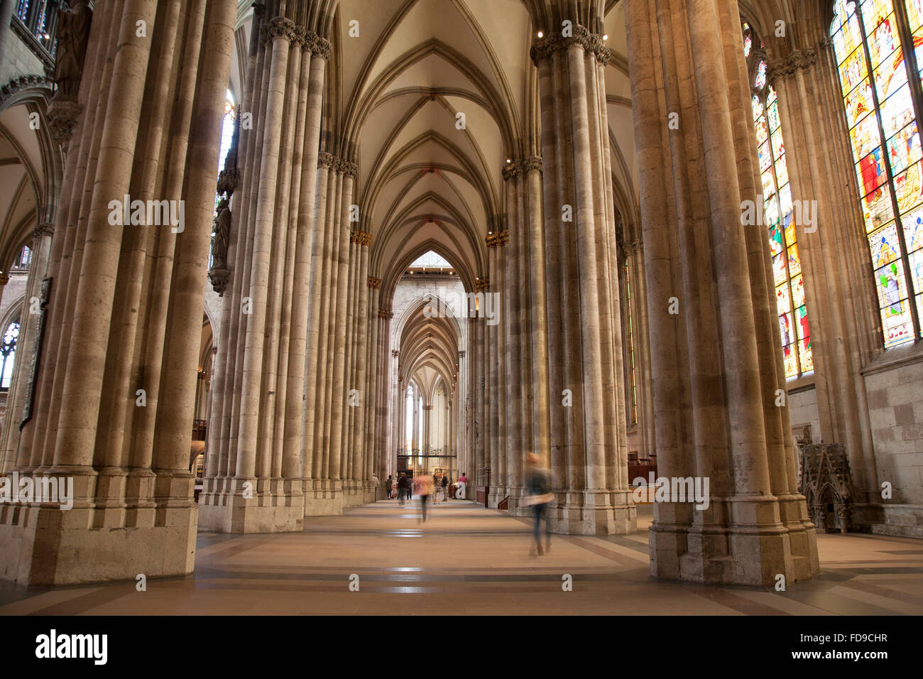 Nave of cologne cathedral hi-res stock photography and images - Alamy