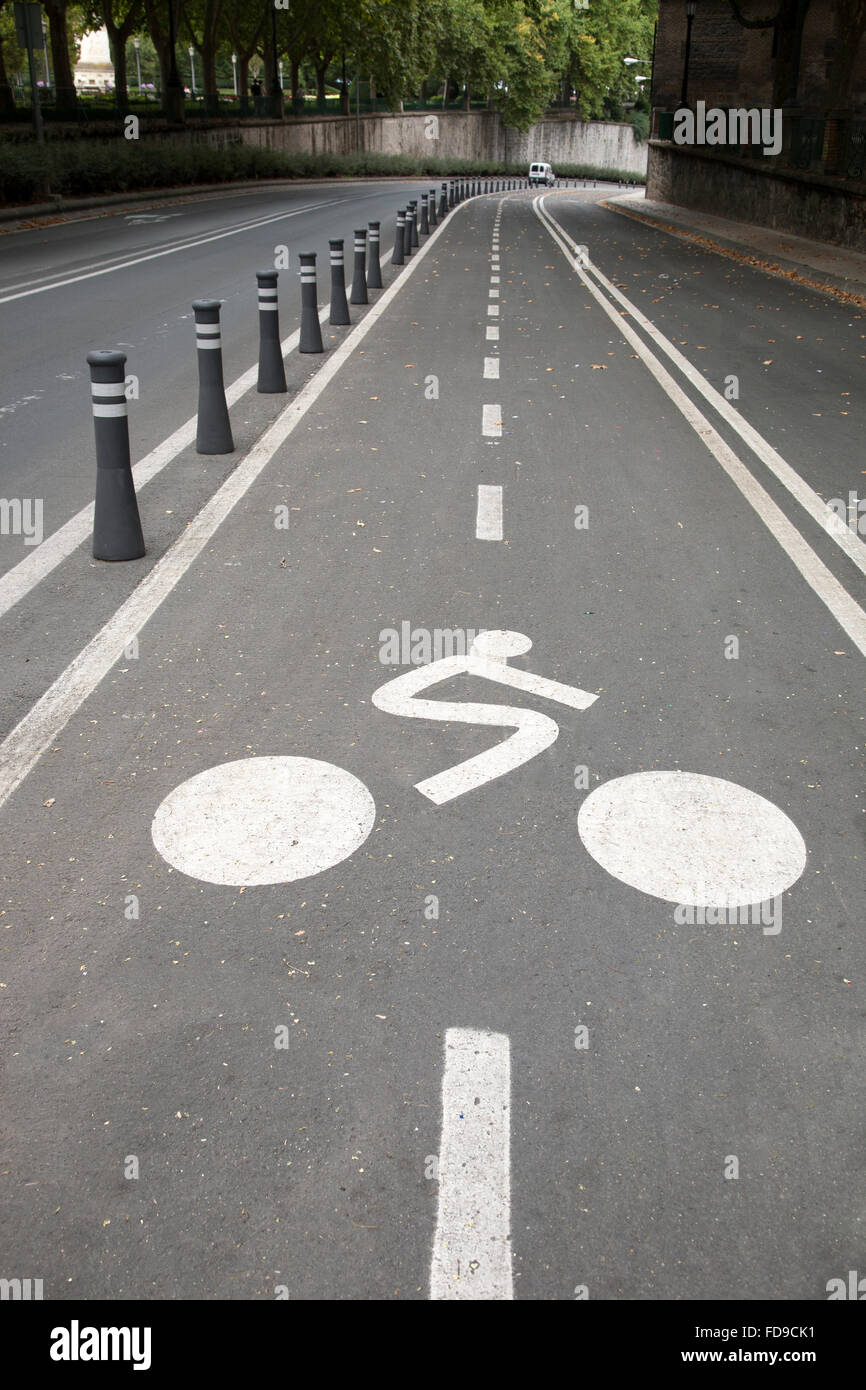 Bike Lane Symbol in Urban Setting Stock Photo - Alamy