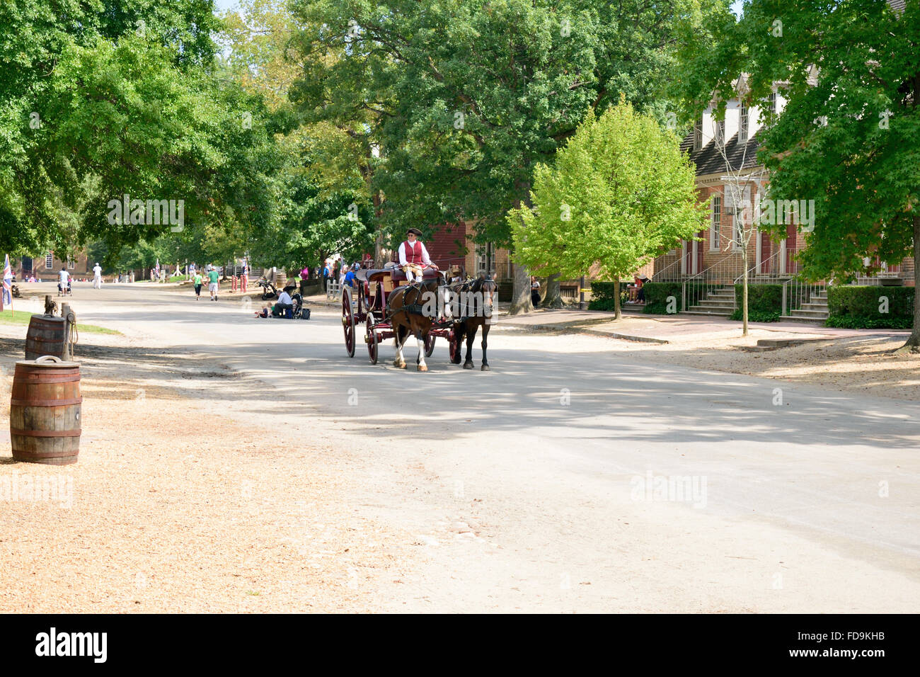Colonial williamsburg horse drawn carriage hi-res stock photography and ...
