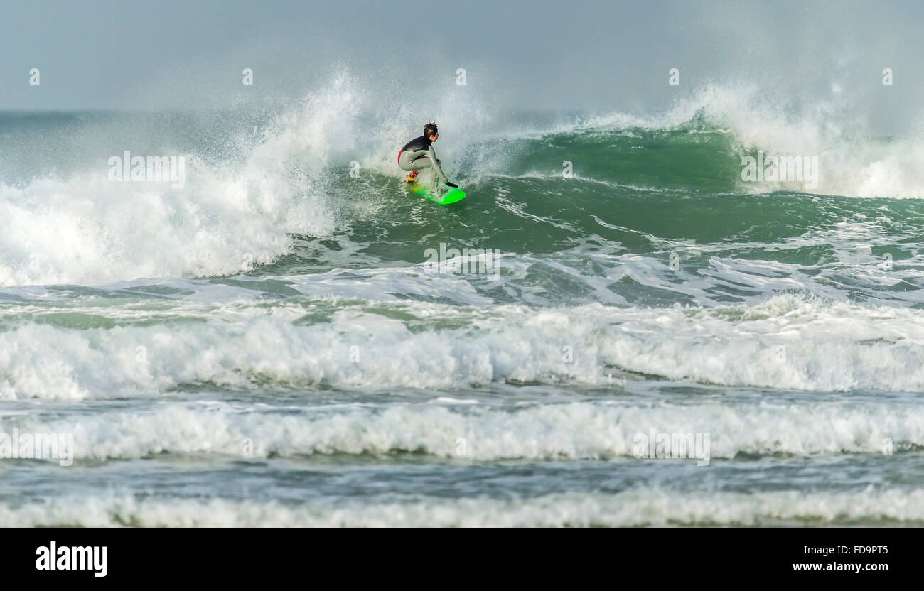Crest Of Wave High Resolution Stock Photography and Images - Alamy