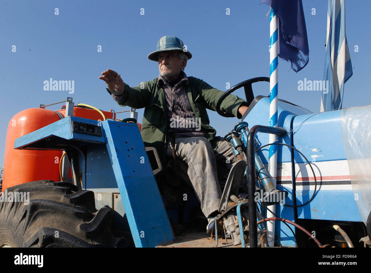 Markopoulo, GREECE. 29th Jan, 2016. Greek farmers with their tractors ...