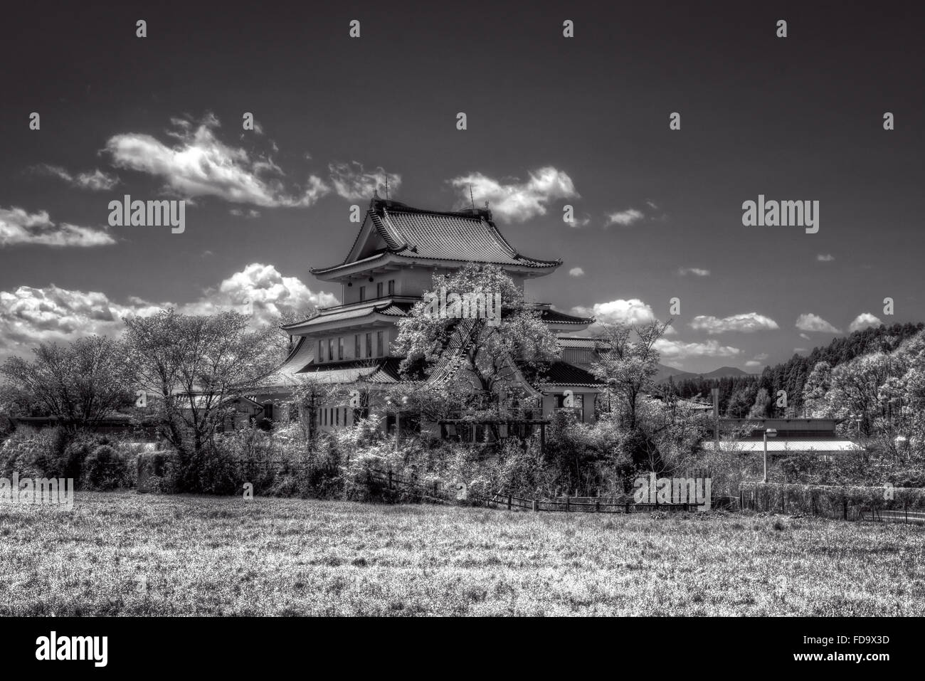 Traditional building exterior hi-res stock photography and images - Alamy