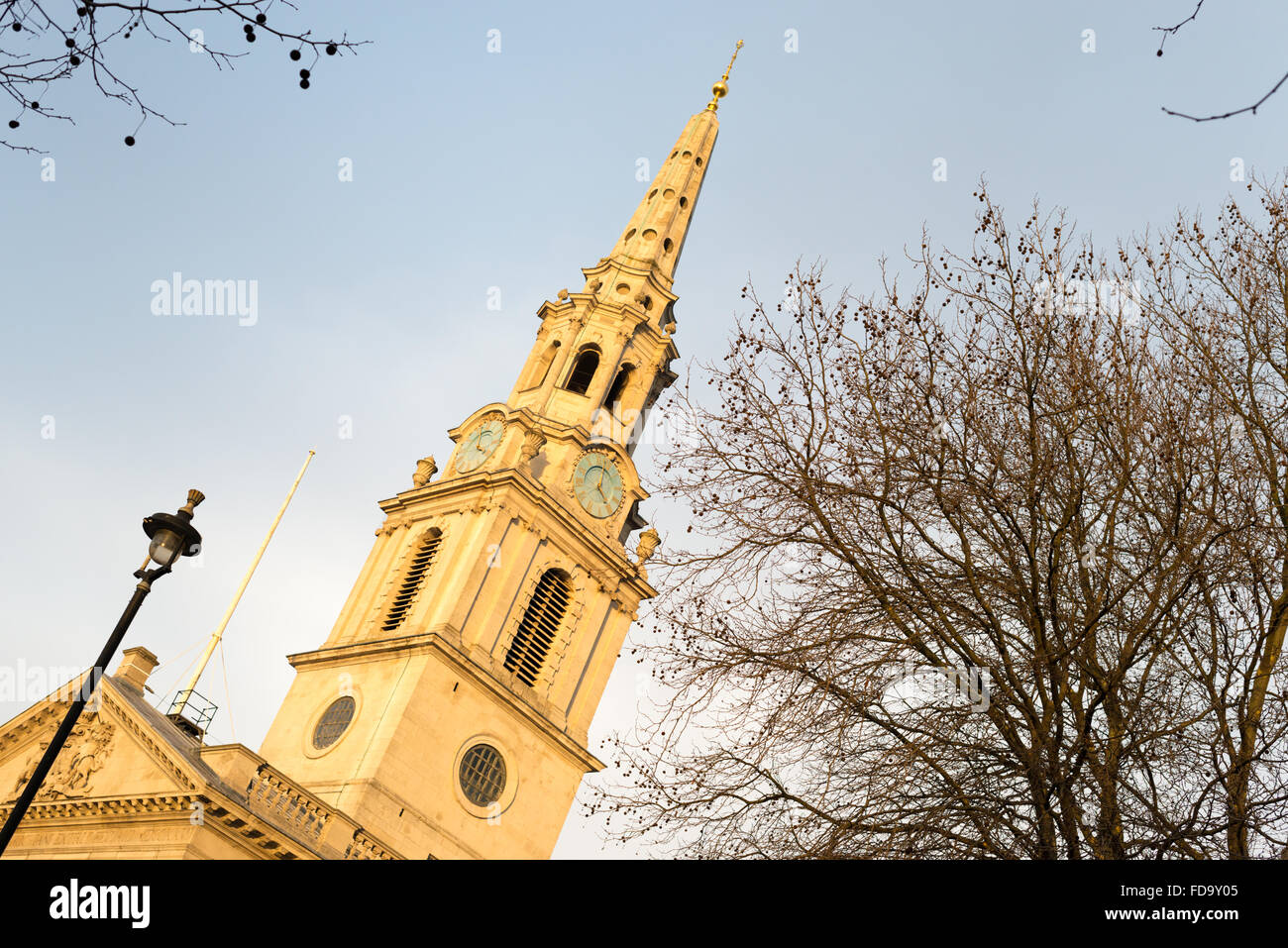 Martin tower, tower of london hi-res stock photography and images - Alamy