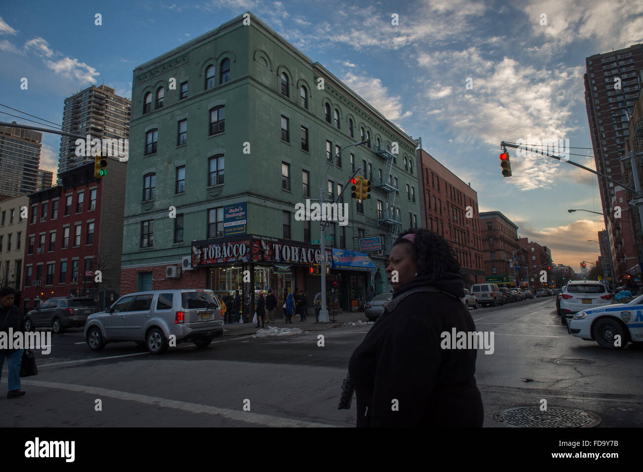 124th street new york hi-res stock photography and images - Alamy