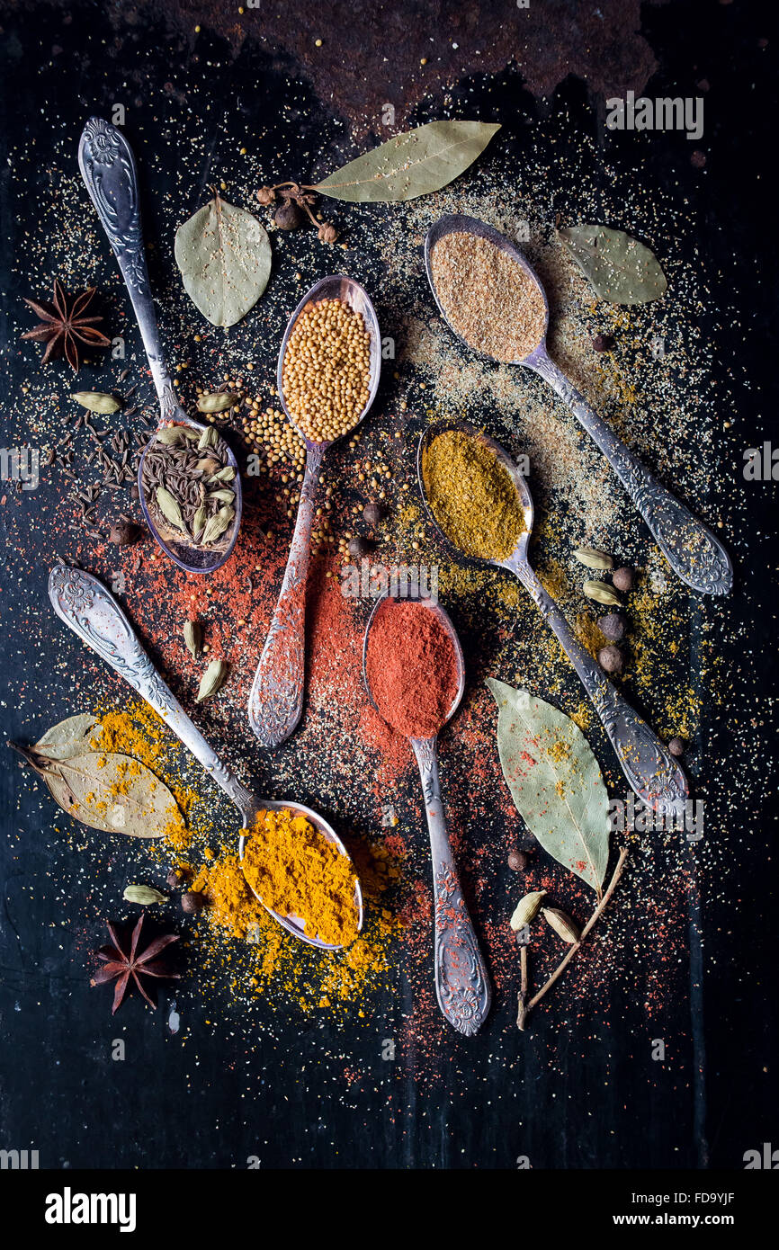 Dark background seasoning hi-res stock photography and images - Alamy