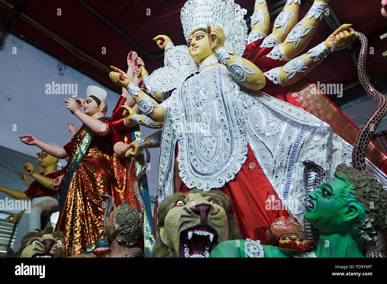 Durga Puja God Statues Workshop Nobody Stock Photo - Alamy