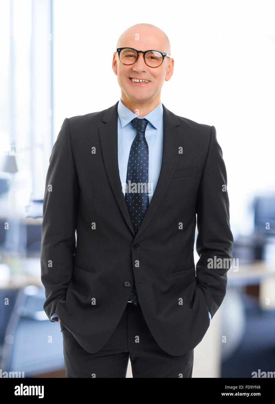 Portrait of successful senior lawyer standing at law firm Stock Photo ...