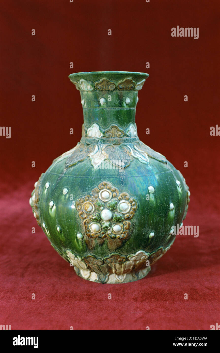 Tri-coloured Glazed Pottery of the Tang Dynasty Henan Province Stock ...