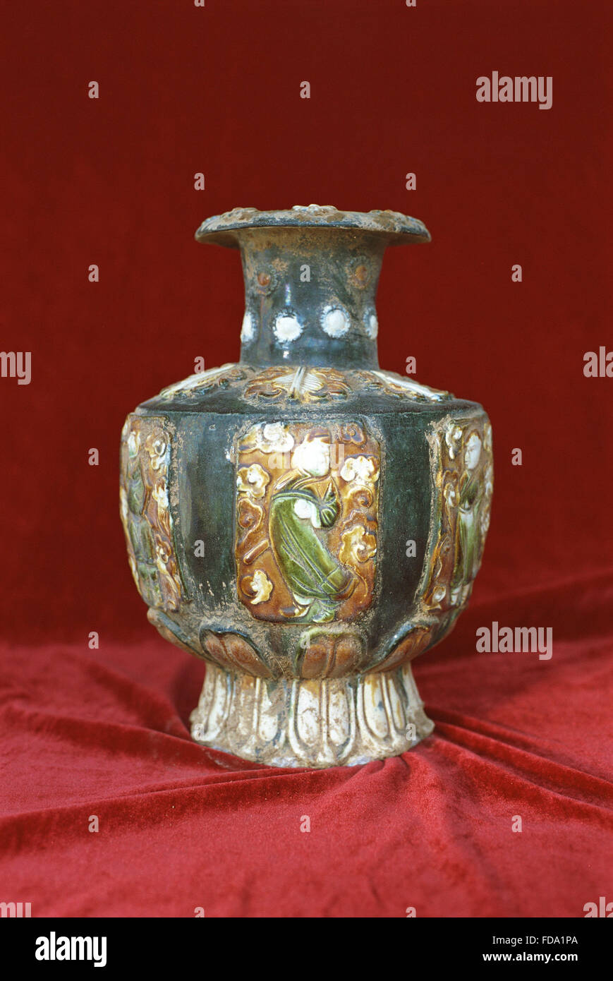 Tri-coloured Glazed Pottery of the Tang Dynasty Henan Province Stock ...