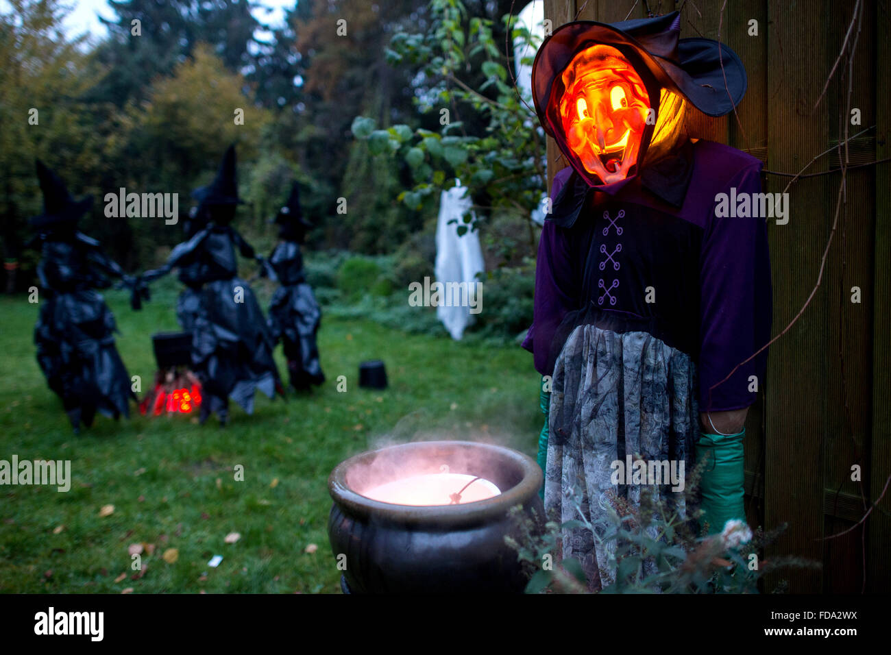 Isernhagen, Germany, Halloween house in Isernhagen Stock Photo - Alamy