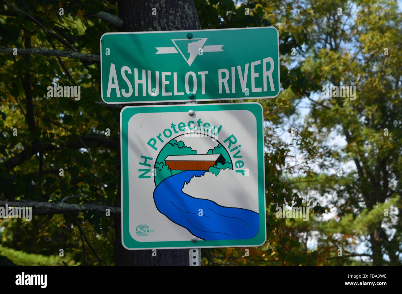 New hampshire state sign hi-res stock photography and images - Alamy