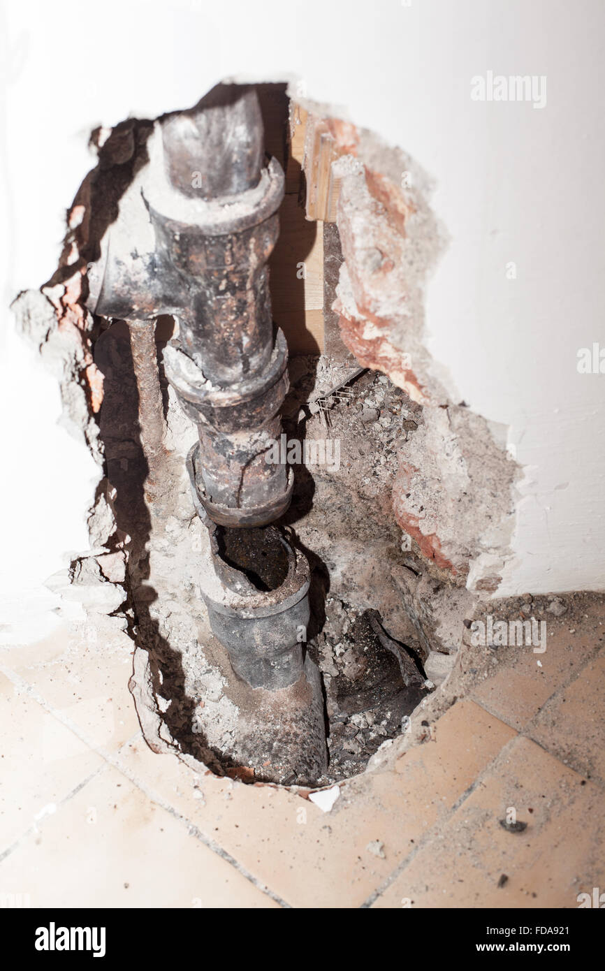 Old water pipes hi-res stock photography and images - Alamy