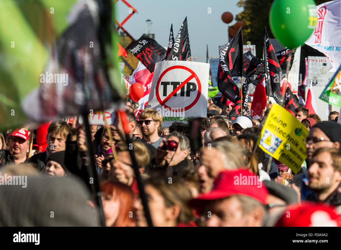 Fta hi-res stock photography and images - Alamy