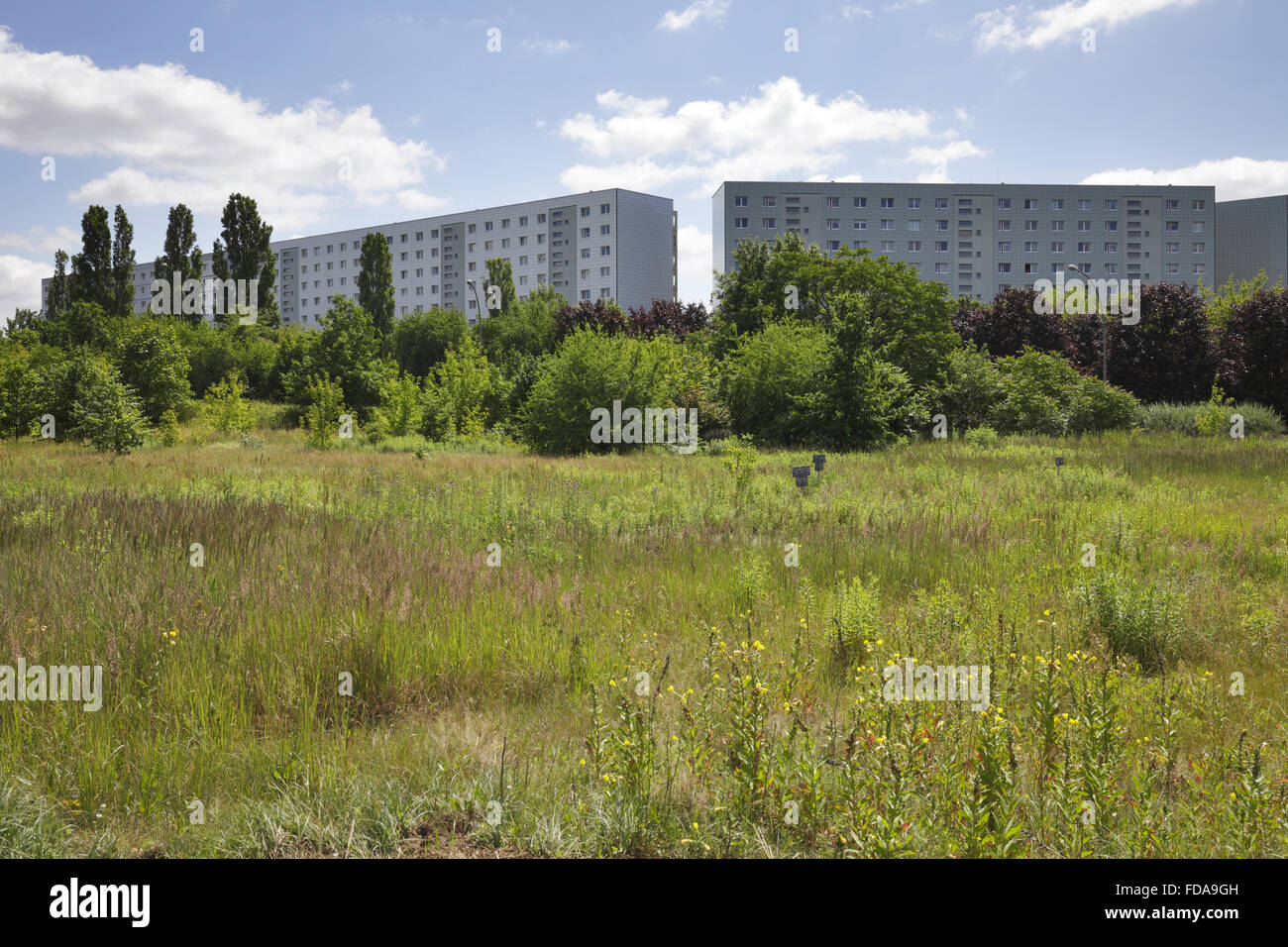 Old buildings and prefabricated houses hi-res stock photography and ...