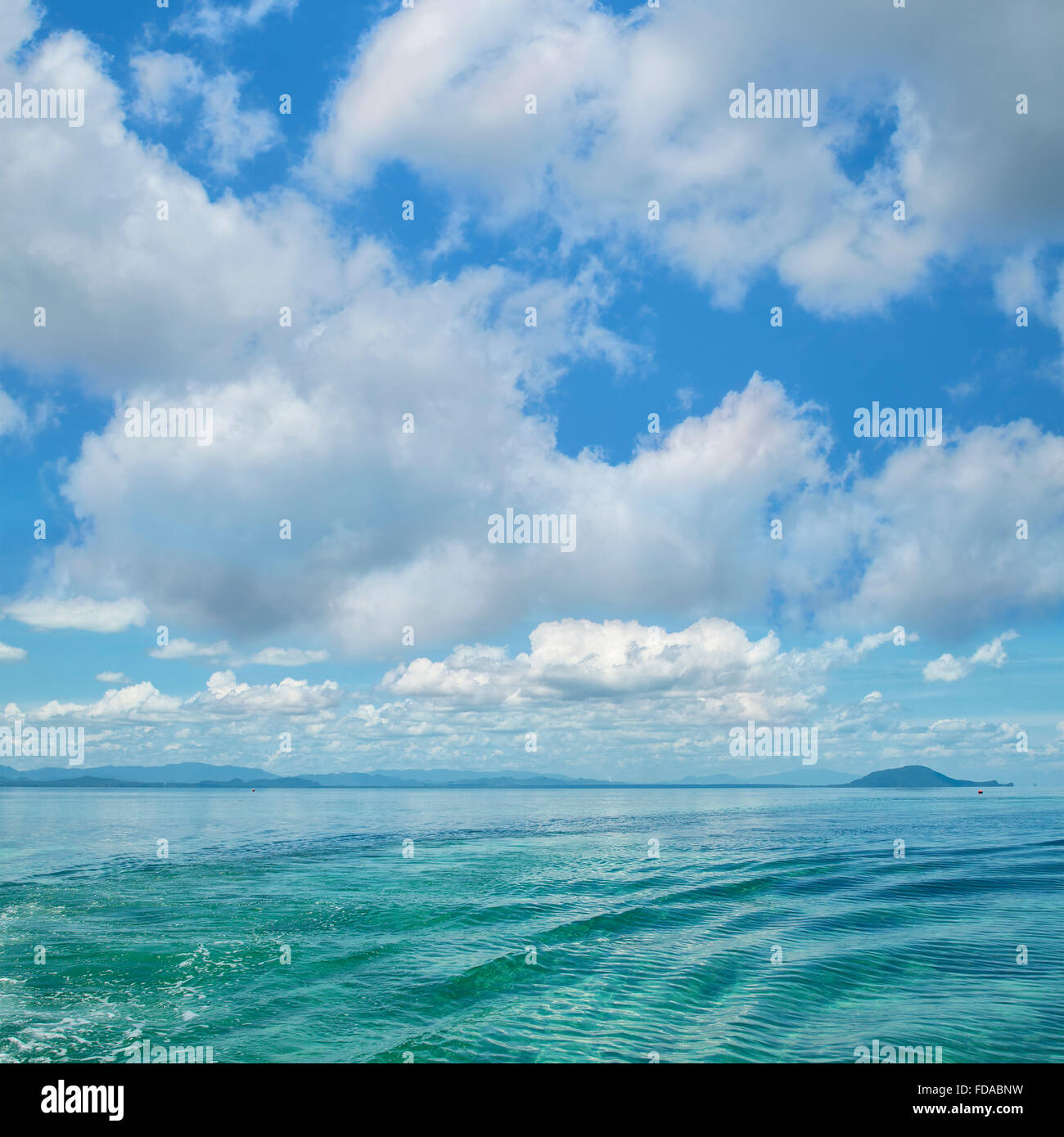 Landscape ocean cloudy sky background hi-res stock photography and ...