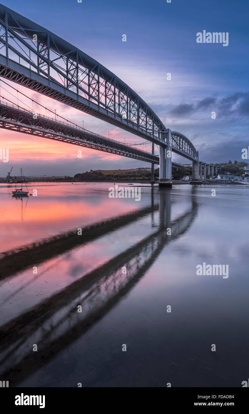River tamar devon hi-res stock photography and images - Alamy