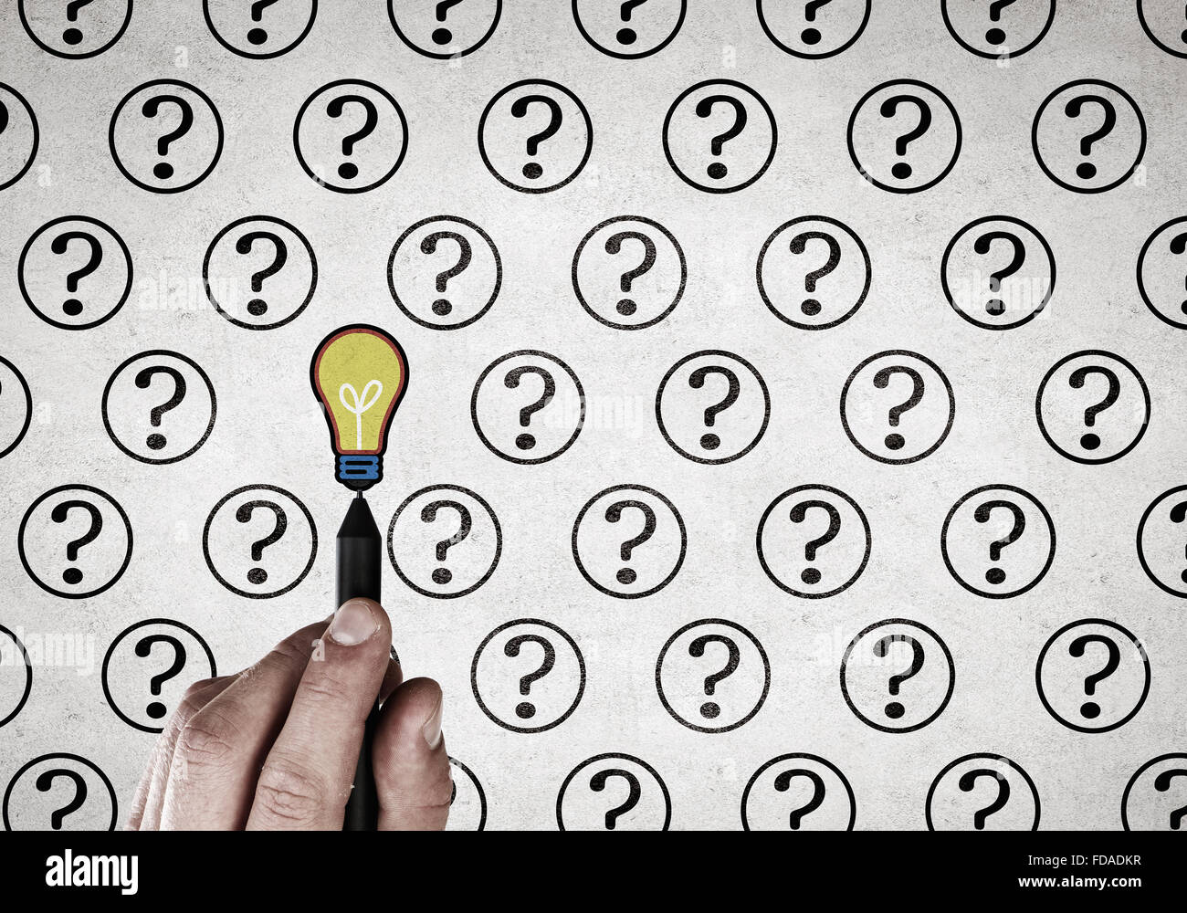 Hand pen drawing light bulb hi-res stock photography and images - Alamy