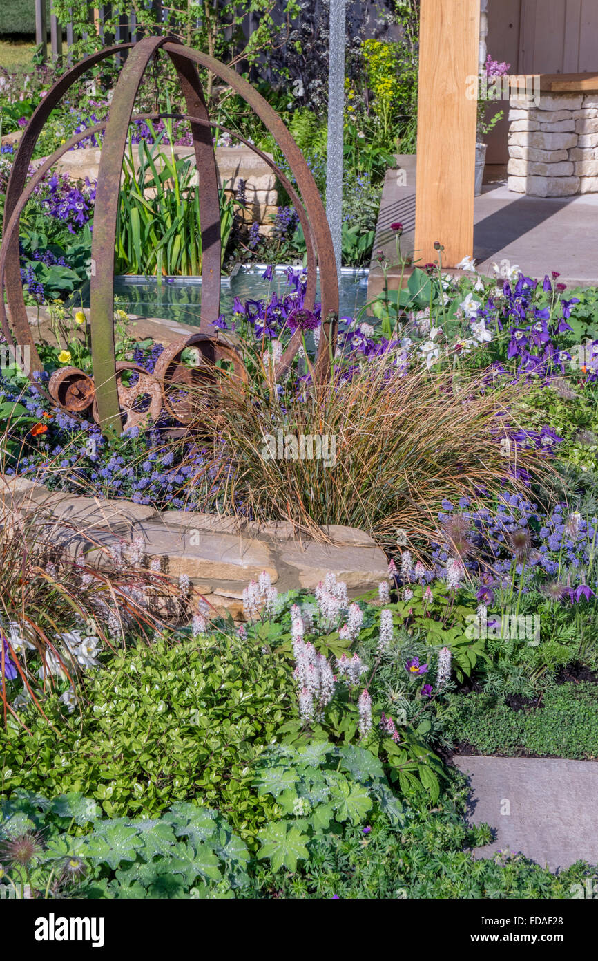 Show garden RHS malvern spring festival Stock Photo - Alamy