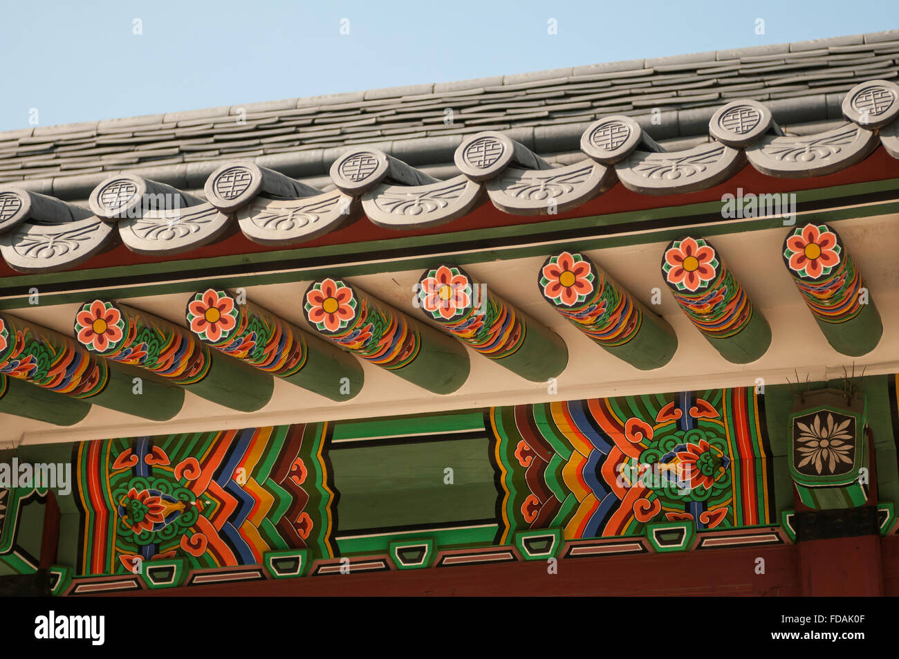 Korean roof tile with blue sky hi-res stock photography and images - Alamy