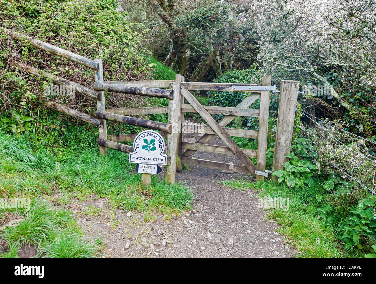 Mawnan glebe sign hi-res stock photography and images - Alamy