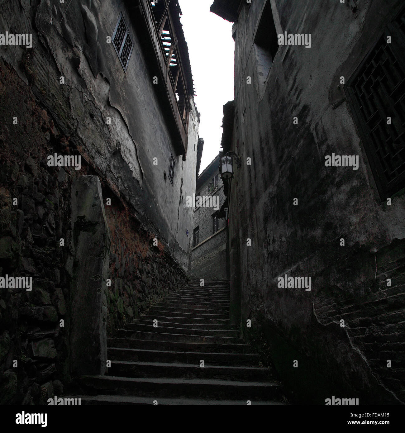 Hongjiang ancient city hunan province hi-res stock photography and ...