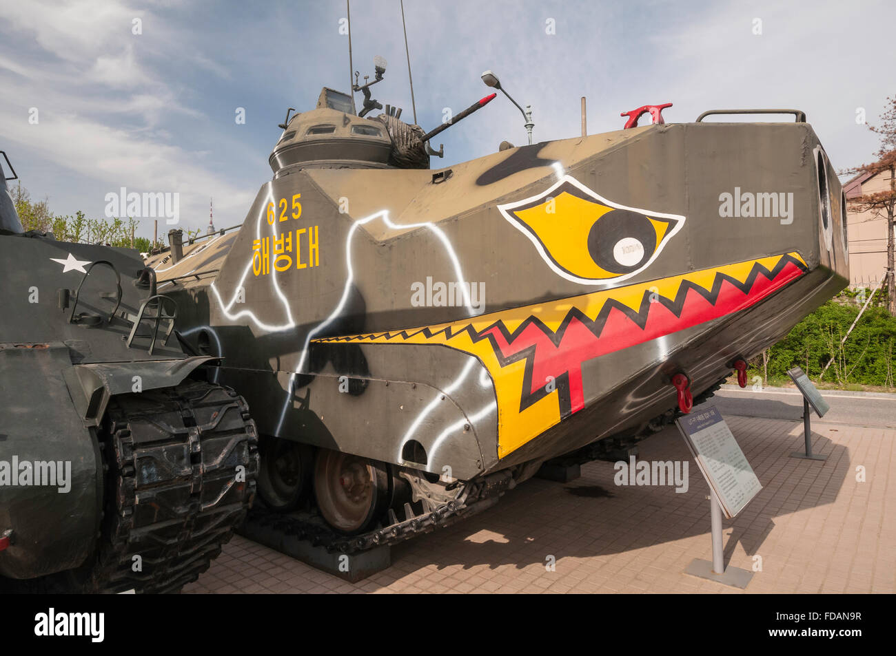 Amphibious Landing Vehicle High Resolution Stock Photography and Images ...