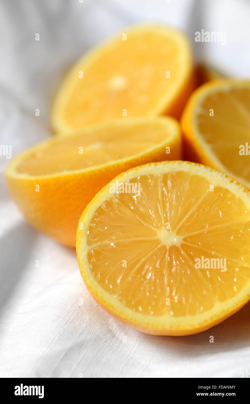 Close up image of bright yellow lemons Stock Photo - Alamy
