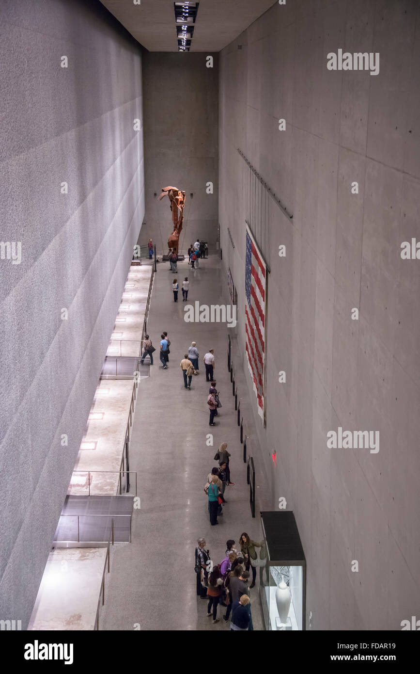 9 11 memorial museum flag hi-res stock photography and images - Alamy