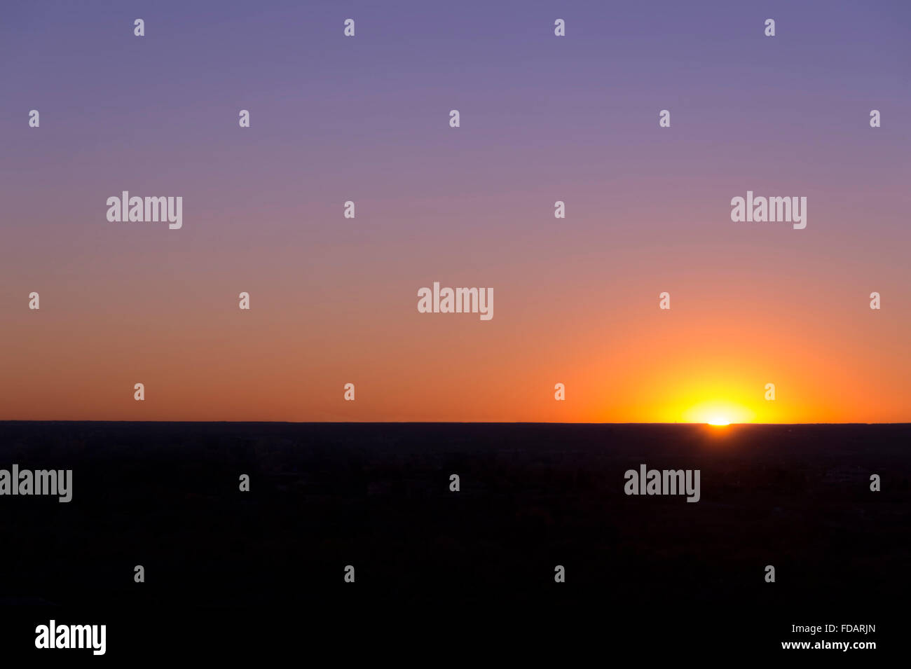 Horizons glow hi-res stock photography and images - Alamy