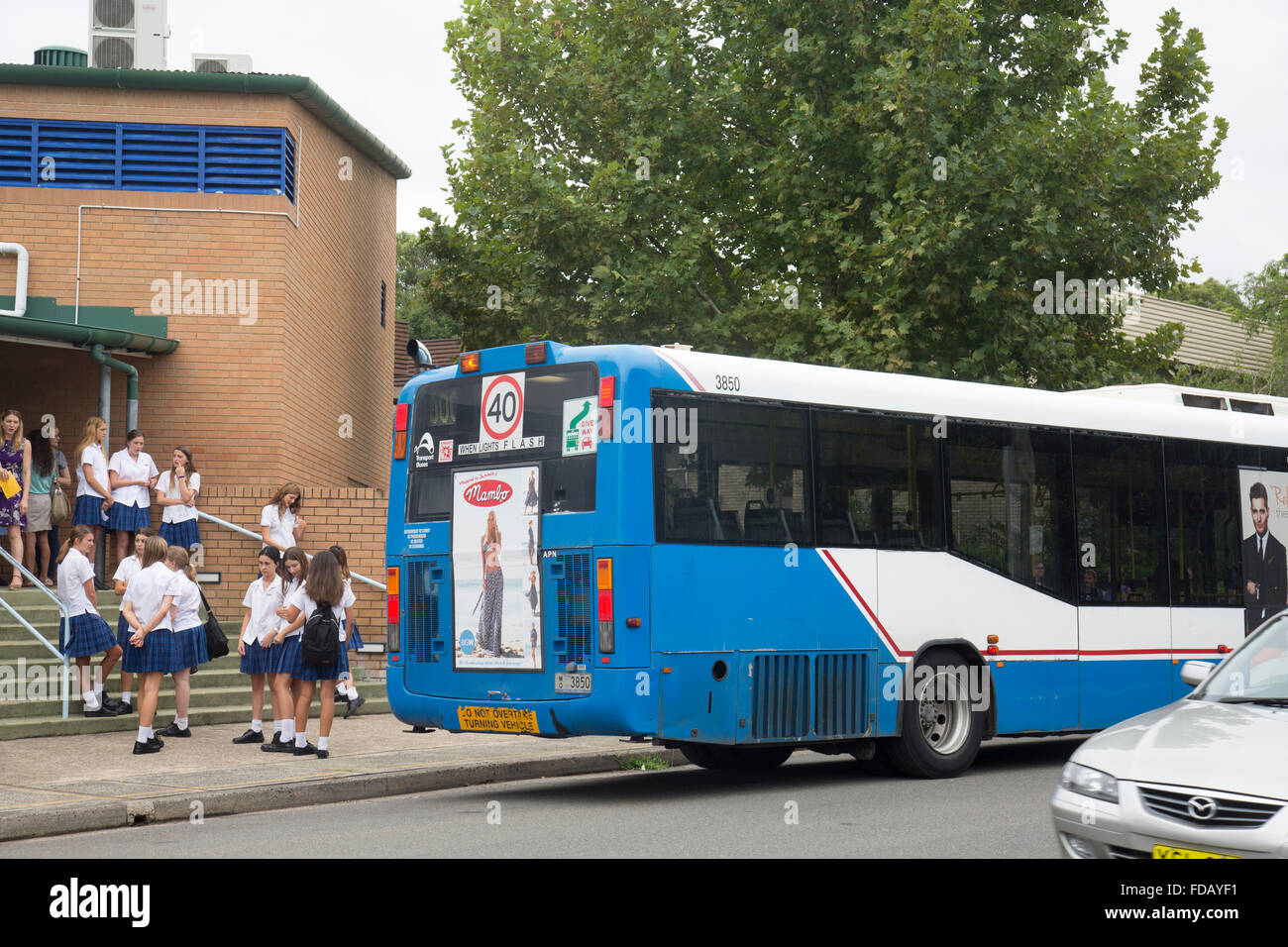 Australian school bus hi-res stock photography and images - Alamy