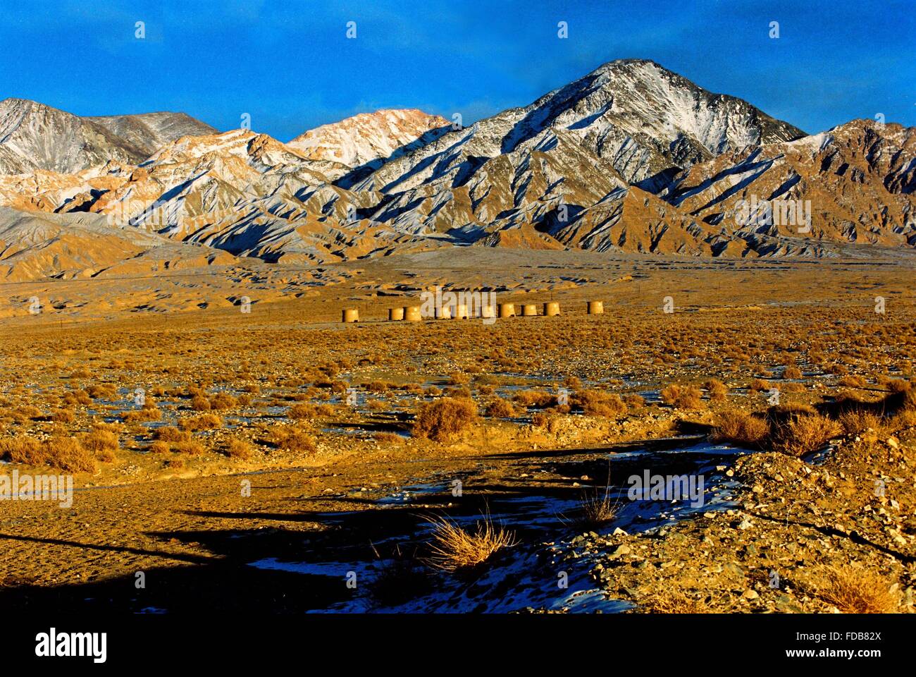 Qinghai Province the desert Stock Photo - Alamy