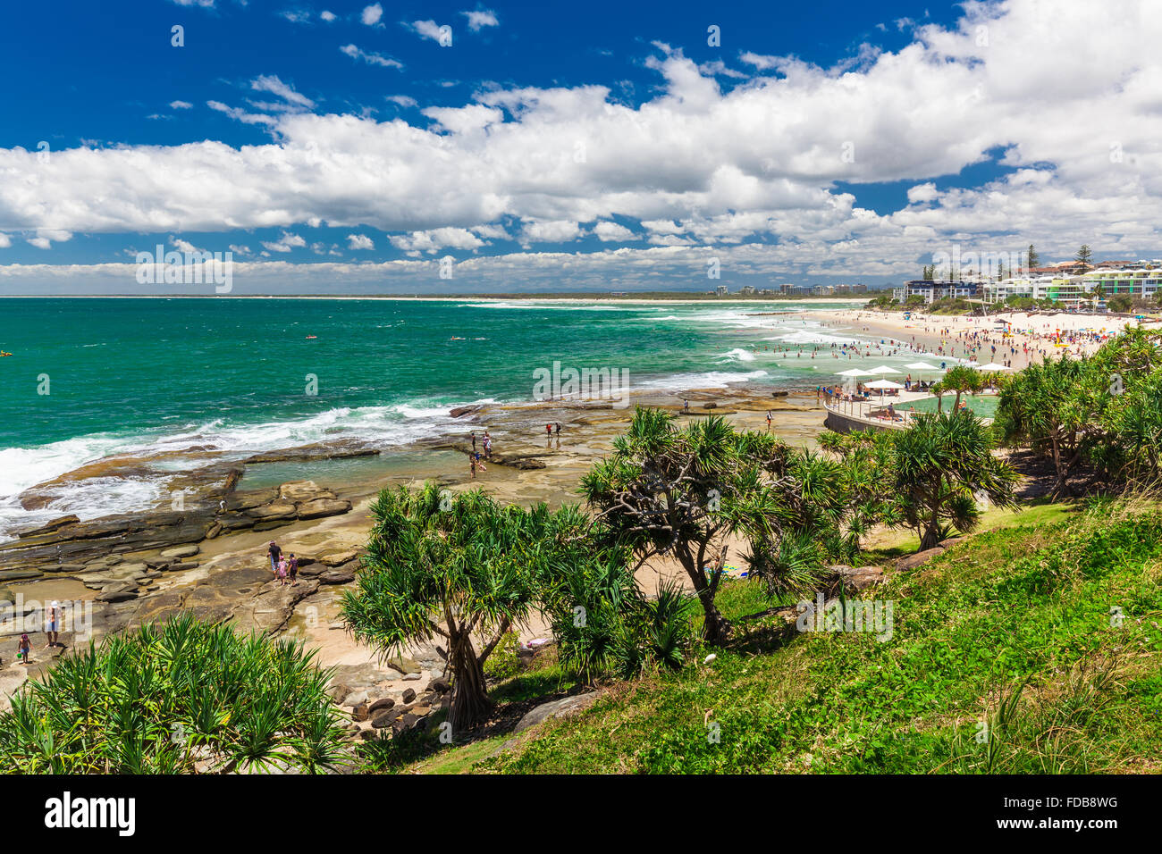 CALOUNDRA, AUS - DEC 06 2015: Hot sunny day at Kings Beach Calundra ...