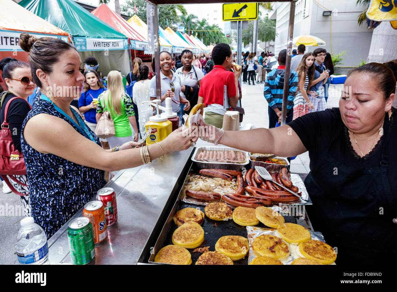 College fair booth hi-res stock photography and images - Alamy