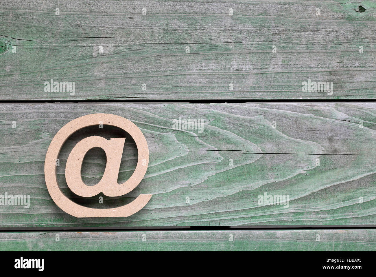 Email symbol hi-res stock photography and images - Alamy