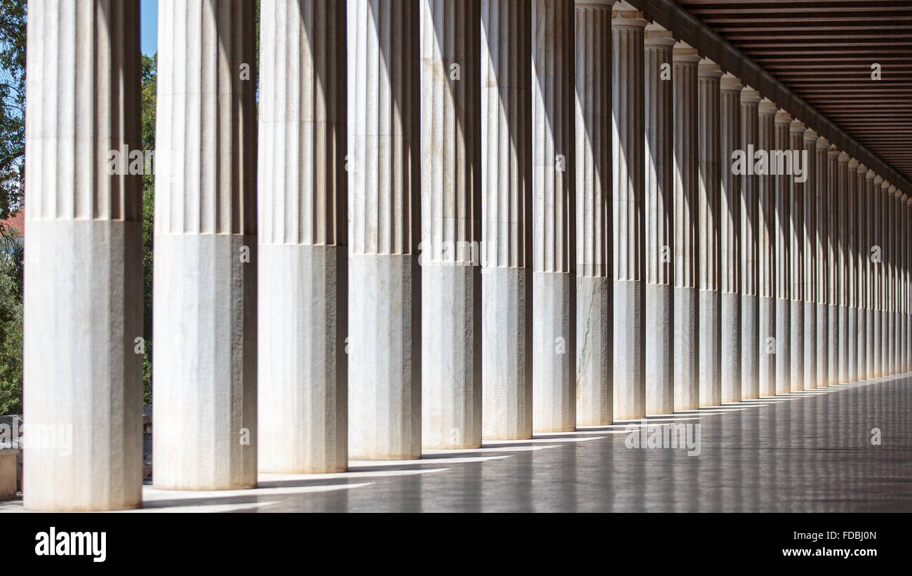 Ancient pillars rome hi-res stock photography and images - Alamy