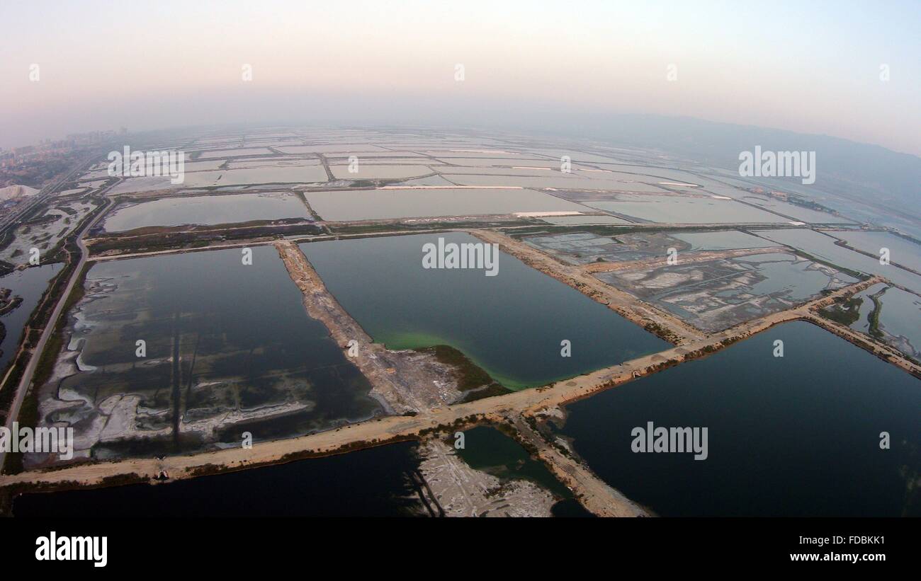 China Shanxi Province Yuncheng City Salt Lake Stock Photo - Alamy