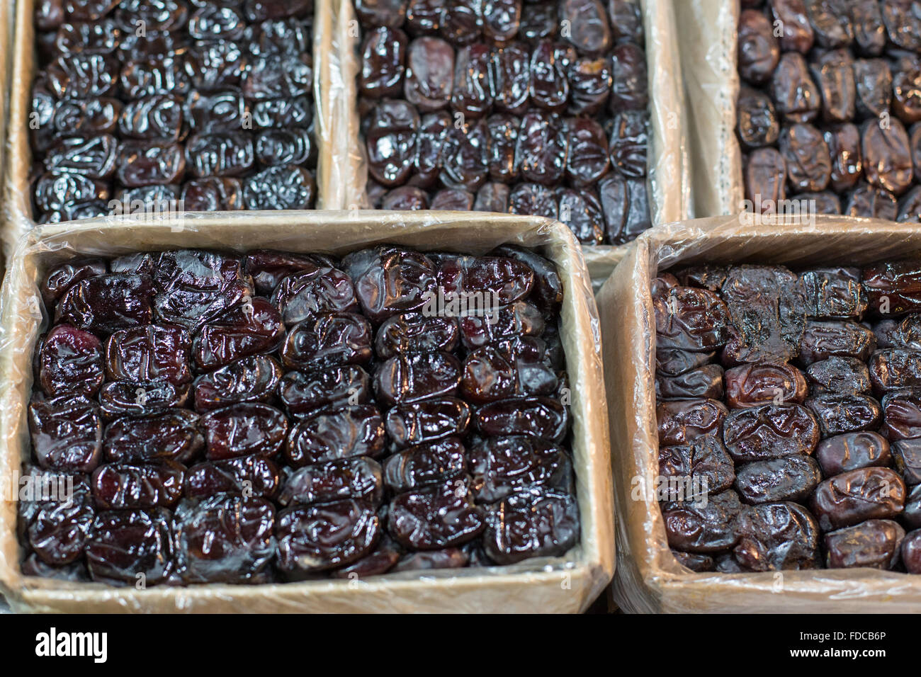 Packaged dates hi-res stock photography and images - Alamy