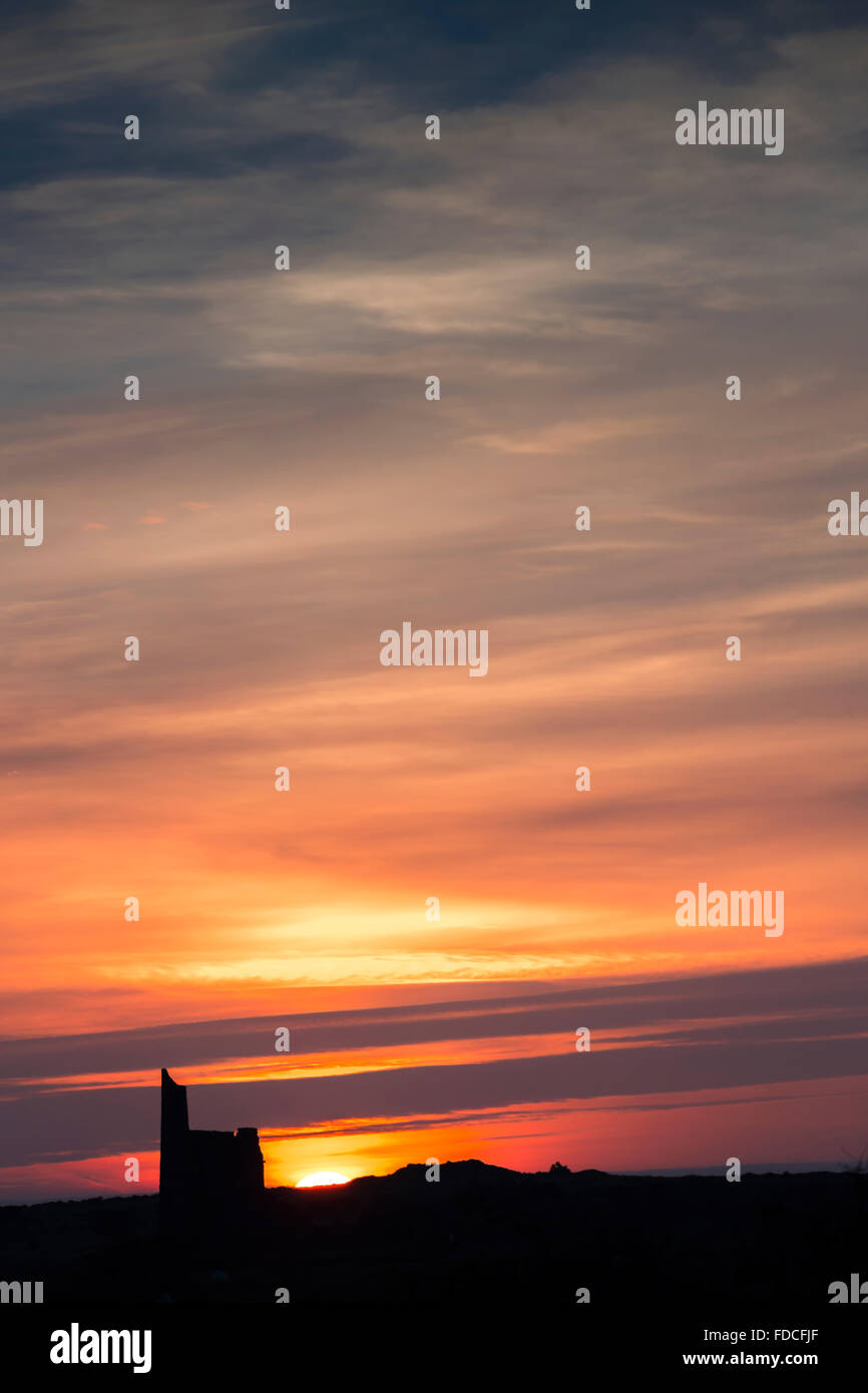 Engine House Sunset, Bodmin Moor, Cornwall Stock Photo - Alamy