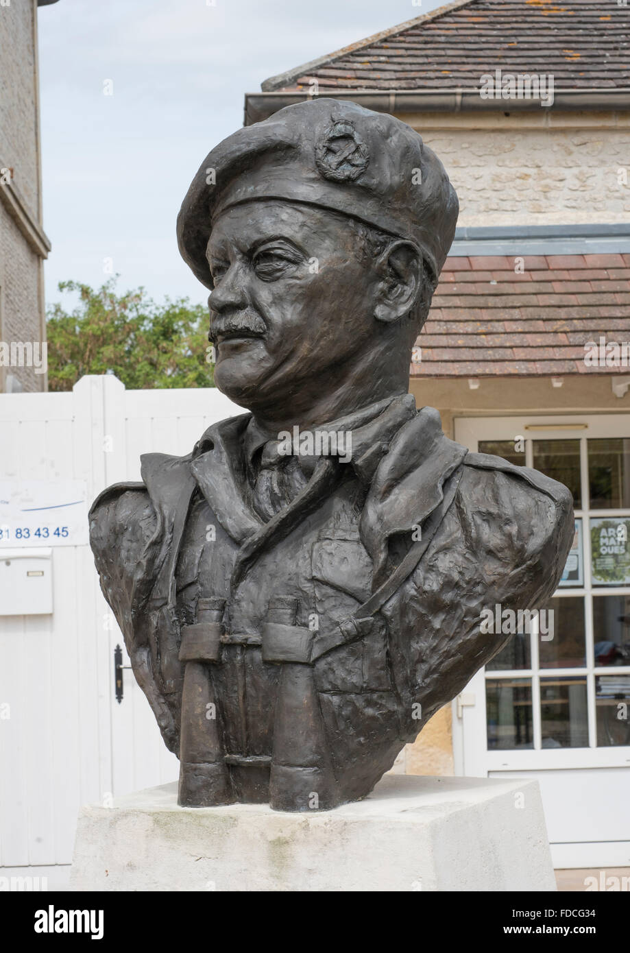 General sir richard gale hi-res stock photography and images - Alamy
