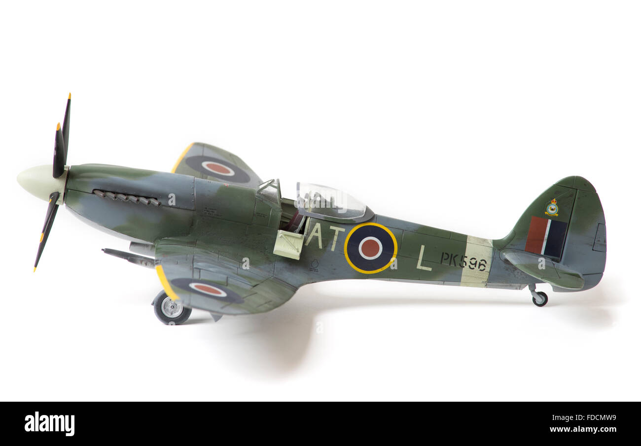 Spitfire roundel Cut Out Stock Images & Pictures - Alamy