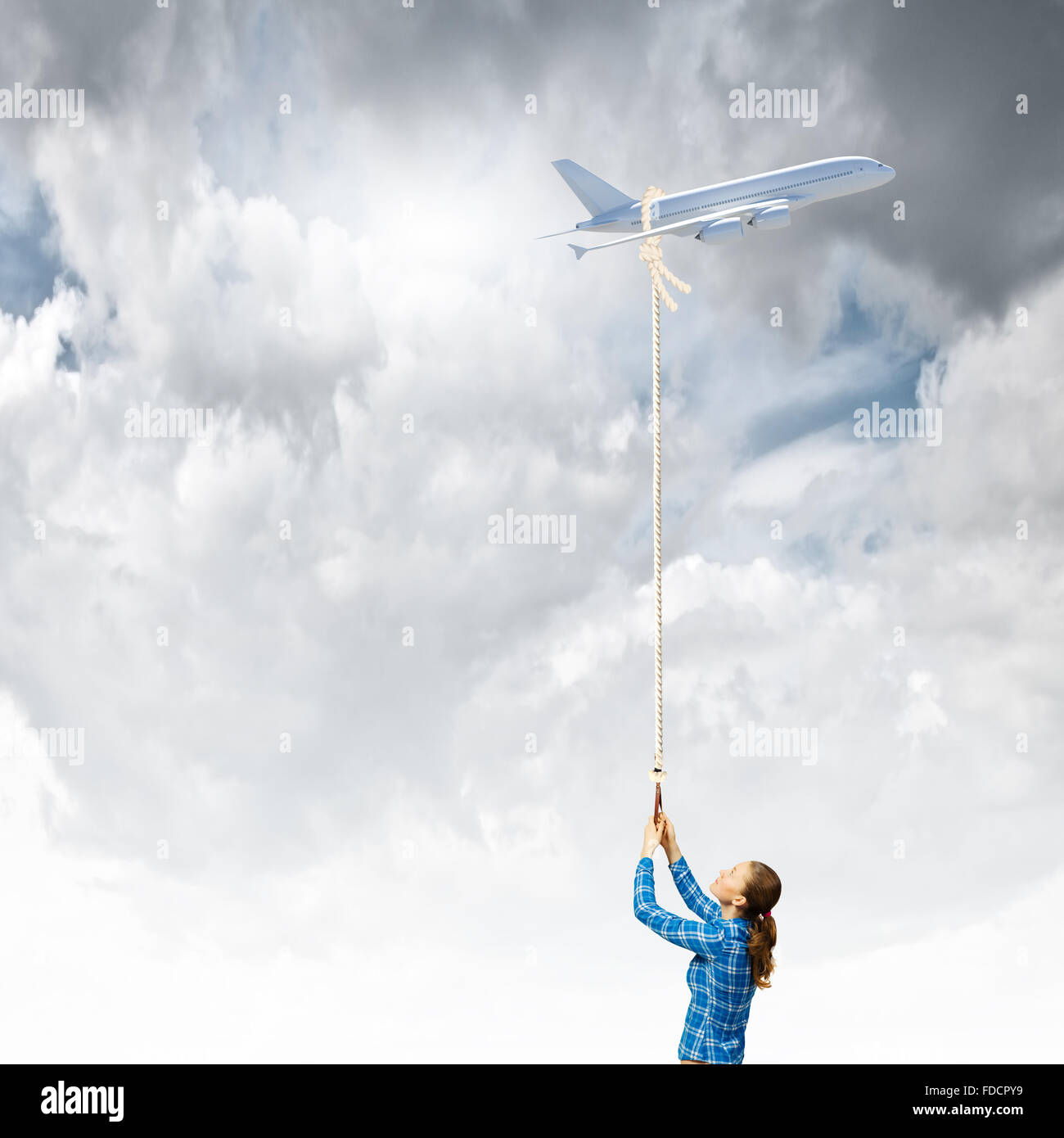 Pull rope plane hi-res stock photography and images - Alamy