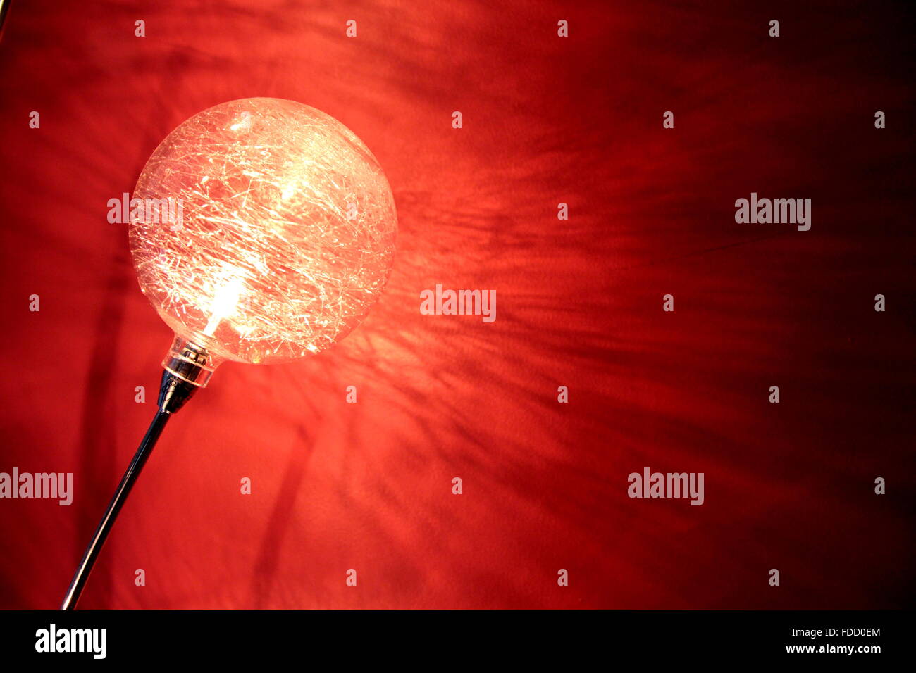 Red rays background hi-res stock photography and images - Alamy