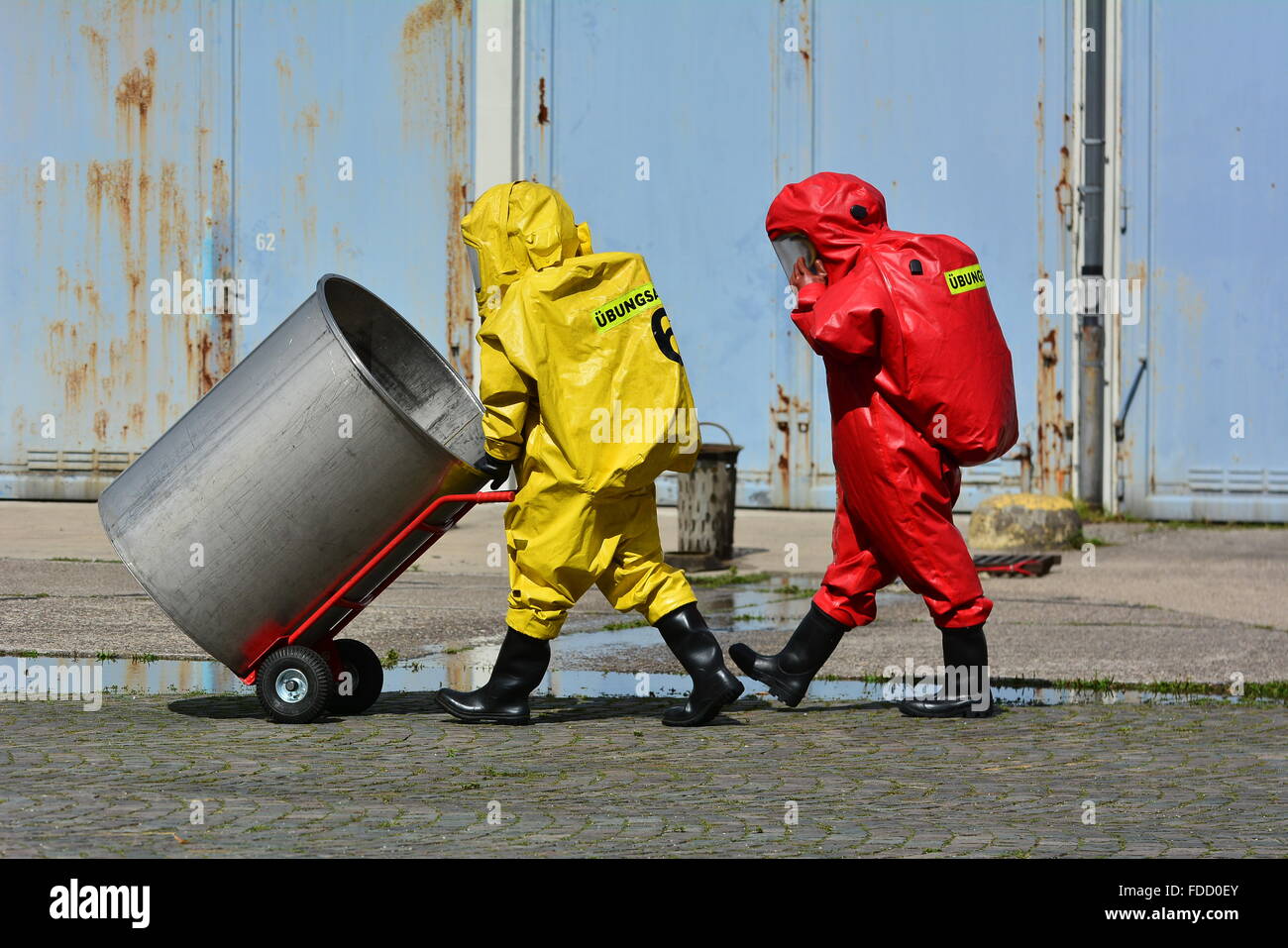 Workers uniform hi-res stock photography and images - Alamy