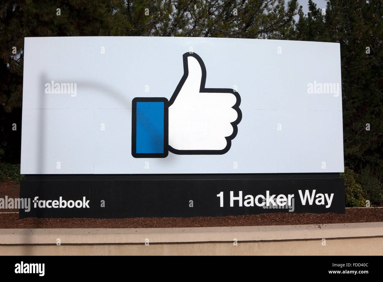 Facebook headquarters hi-res stock photography and images - Alamy