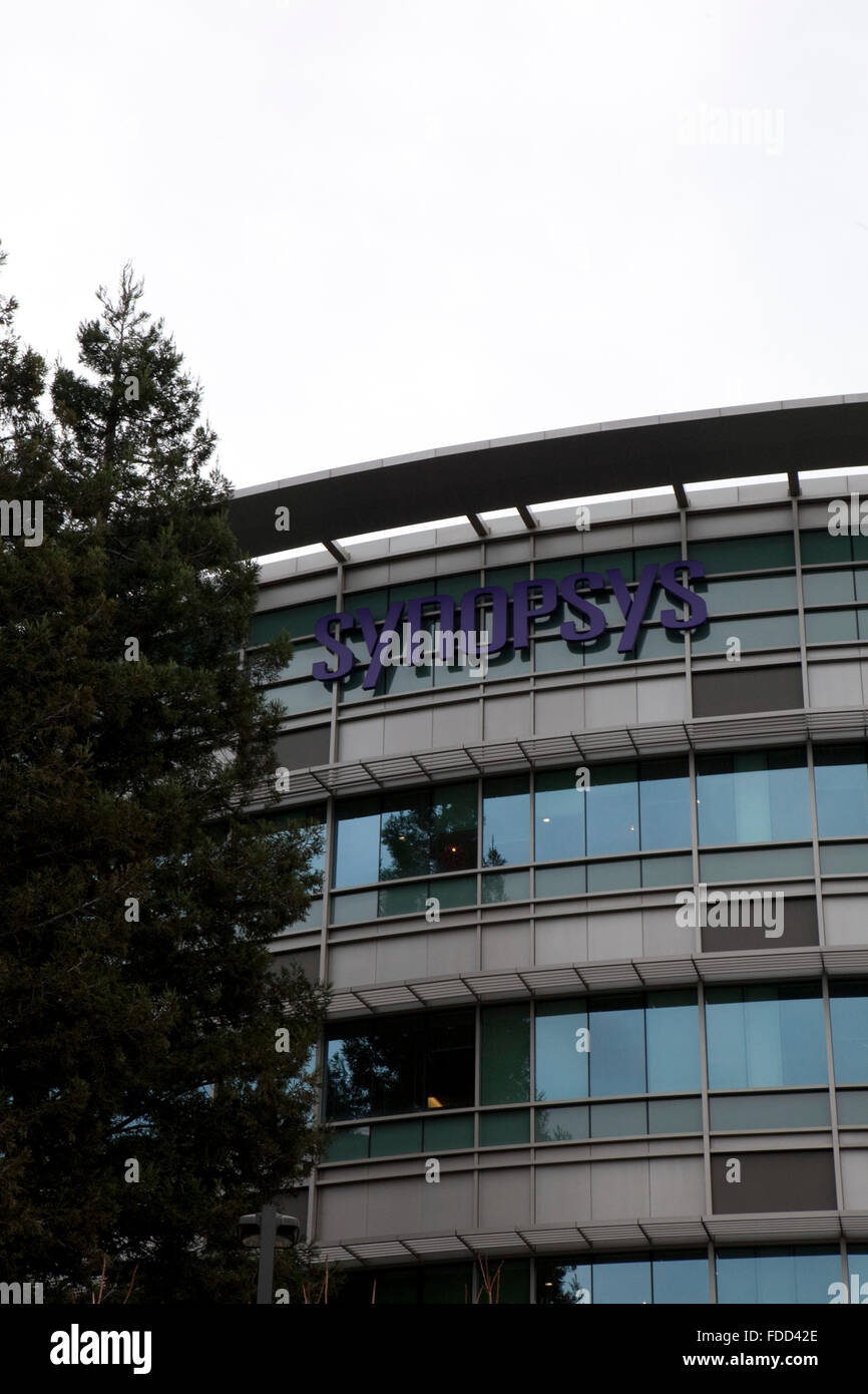Synopsys hi-res stock photography and images - Alamy