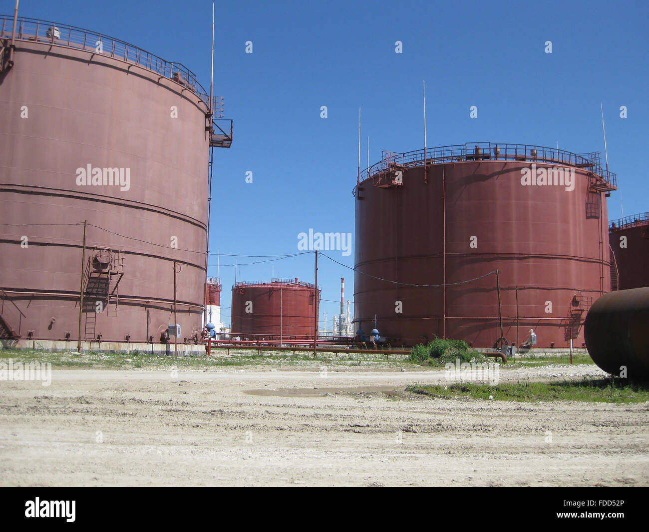 Tank the vertical steel. Capacities for storage of oil products Stock ...