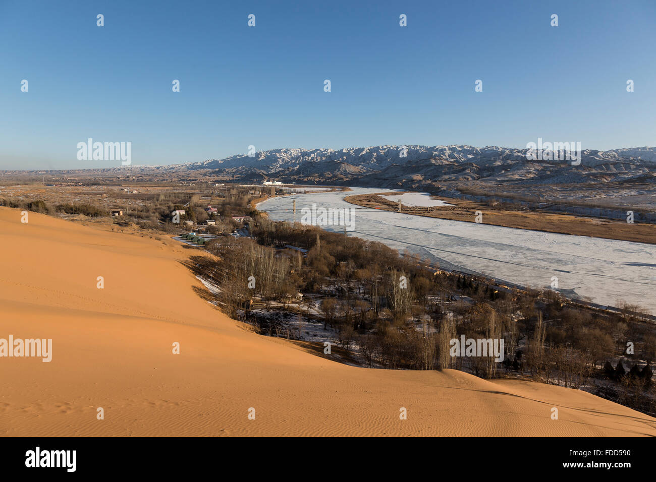Yellow river hi-res stock photography and images - Alamy